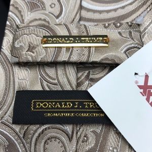 Donald Trump | Accessories | Donald J Trump Signature Collection Tie ...